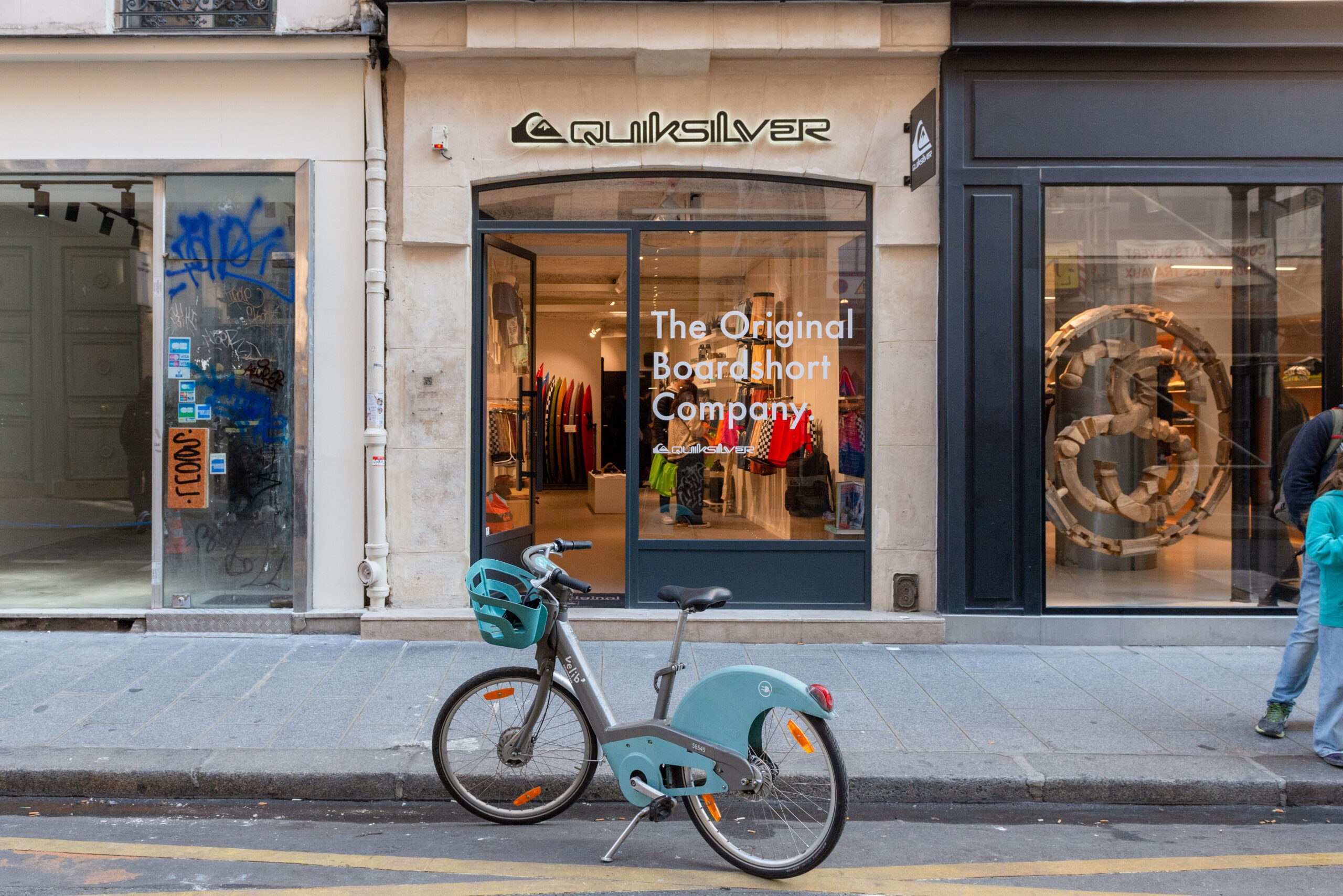 Quiksilver Opens Shop In Parisian Fashion Hub - Stab Mag