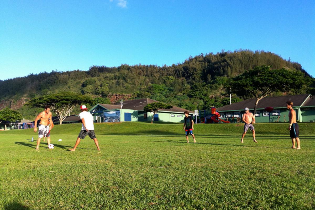 Stab Magazine | Soccer in Sunset Beach Elementary School, Hawaii