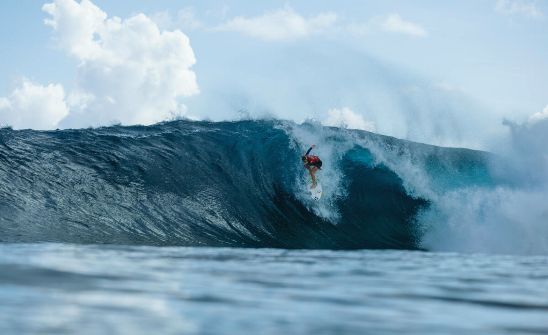 Sierra Kerr & Oscar Berry Win Cloud 9 Comp - Stab Mag