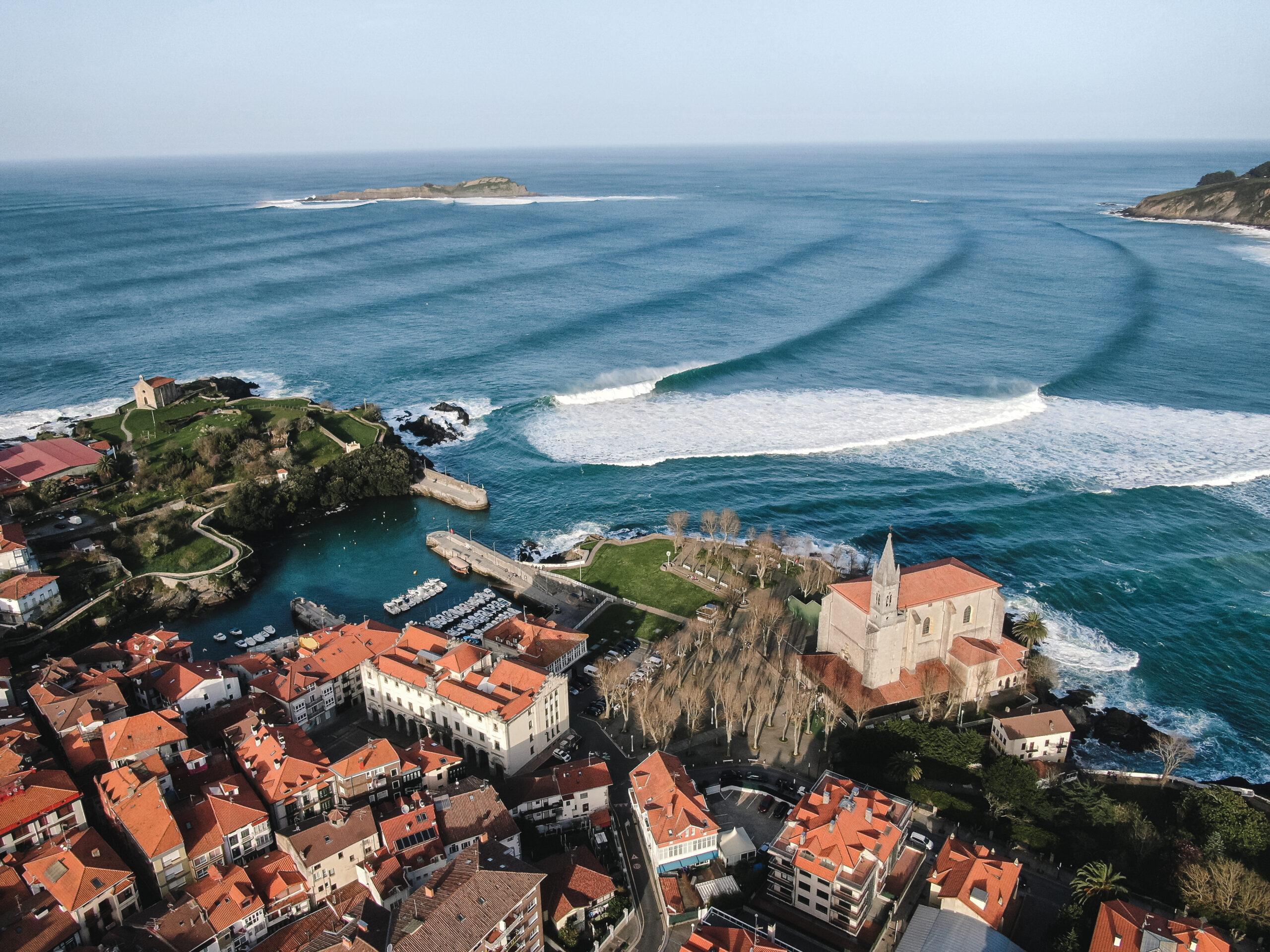 Watch: Andy, Kelly, Bobby, Taj, Parko And More At The Best Mundaka Of ...